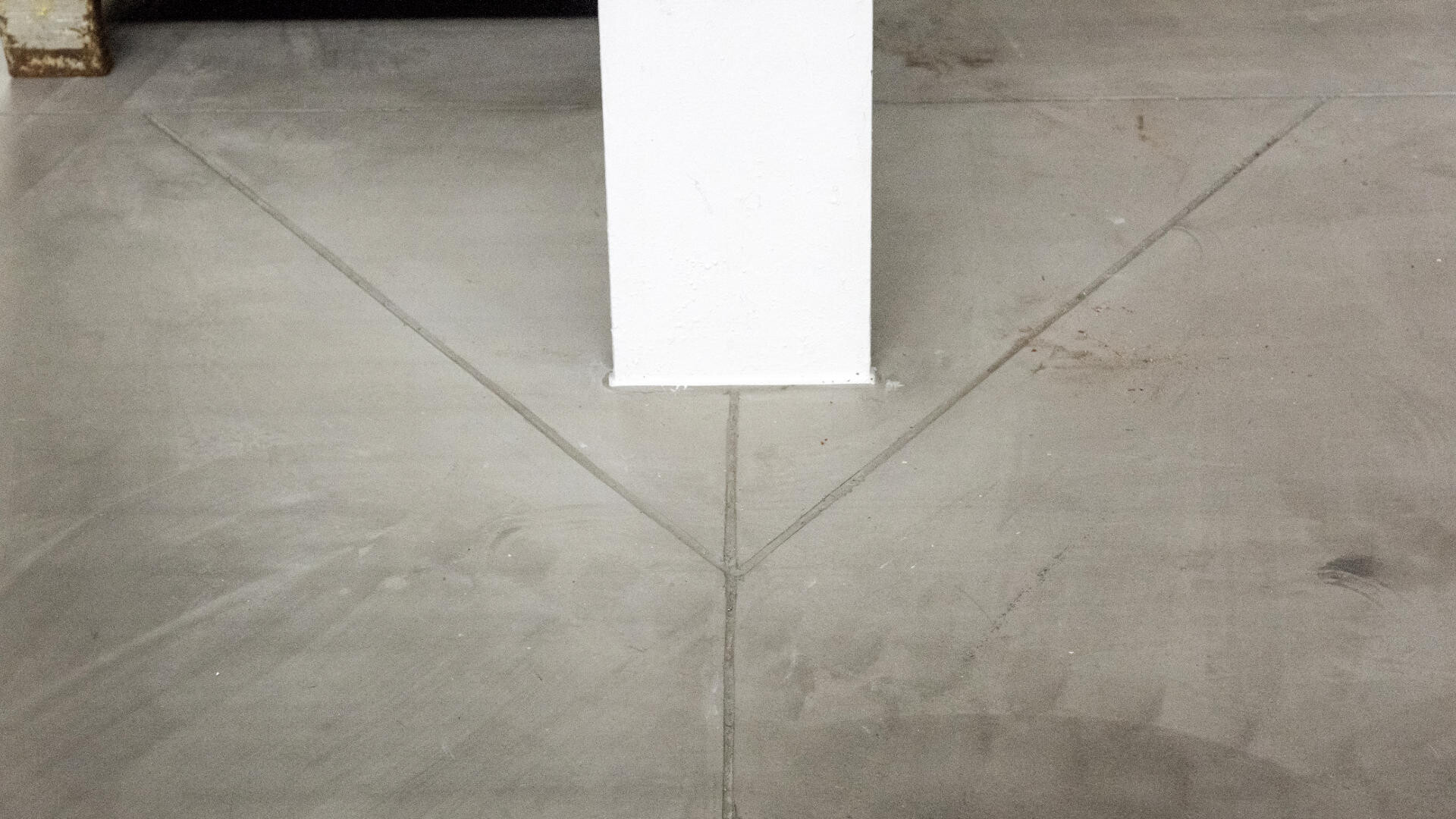 600 Tonnen hochfester Industrie-Fließestrich | Saint-Gobain Weber