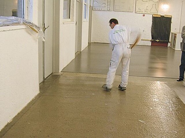 Correct application of an epoxy damp-proof barrier | Saint-Gobain Weber