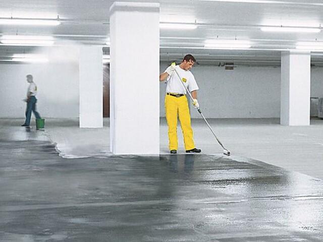 Correct application of an epoxy damp-proof barrier | Saint-Gobain Weber